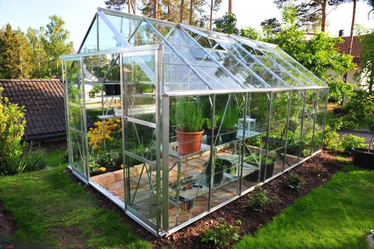 What is the Perfect Greenhouse Size? - Urban Farm Online