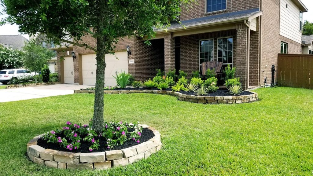 7 Landscaping Tips On How To Fix An Ugly Lawn Urban Farm Online 7 Landscaping Tips On How To Fix An Ugly Lawn Urban Farm Online