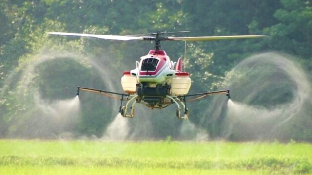 The Benefits of Using Drones for Agricultural Crop Spraying - Urban Farm Online